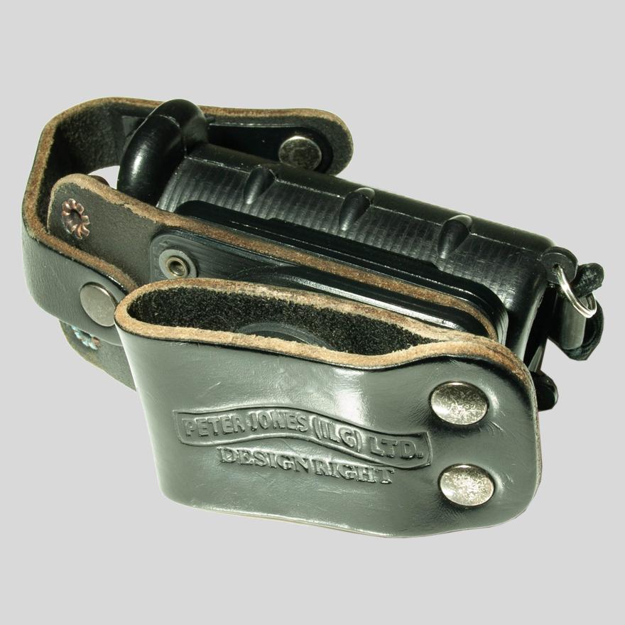 Peter Jones CS Holder – Frontline Kit UK